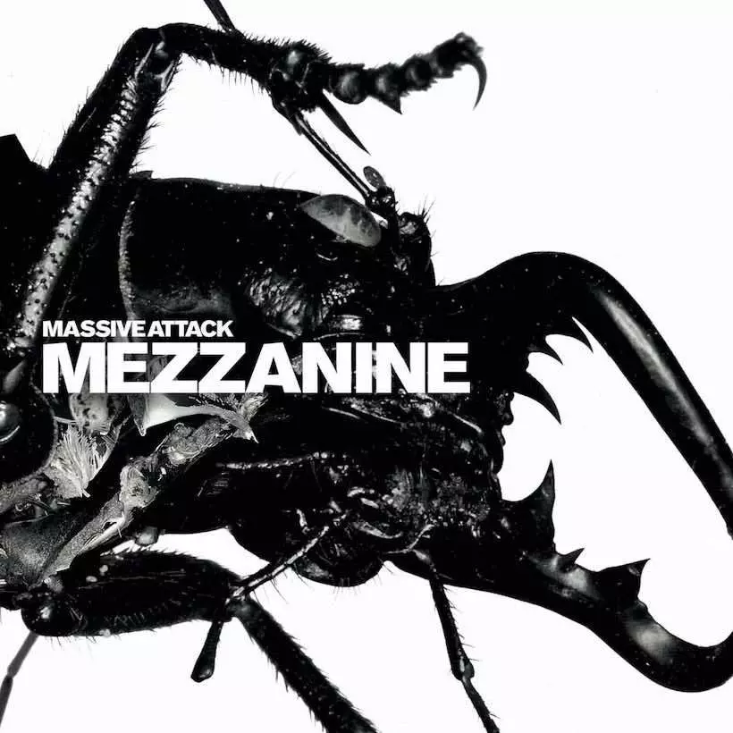 Saothar ealaíne 'Mezzanine' Massive Attack - Cúirtéis: UMG