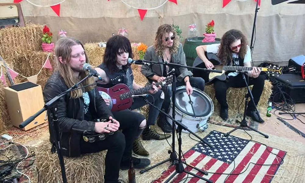 Lo más destacado de Tyler Bryant y The Shakedown Ramblin' Man 2017