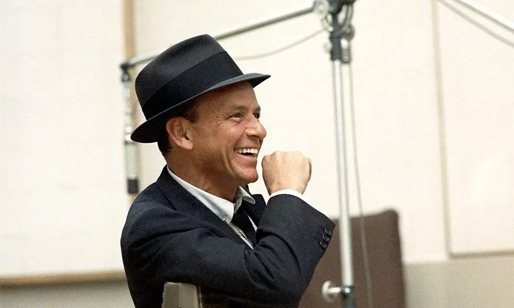 Frank Sinatra Awọ Fọto