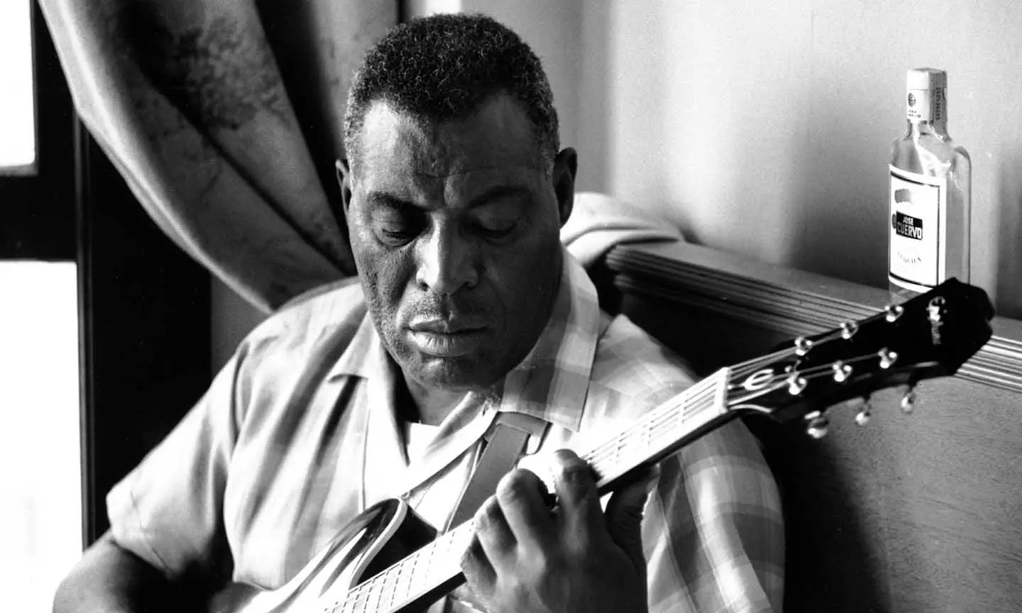 Howlin' Like The Wolf - Blues Legend | uDiscover Music