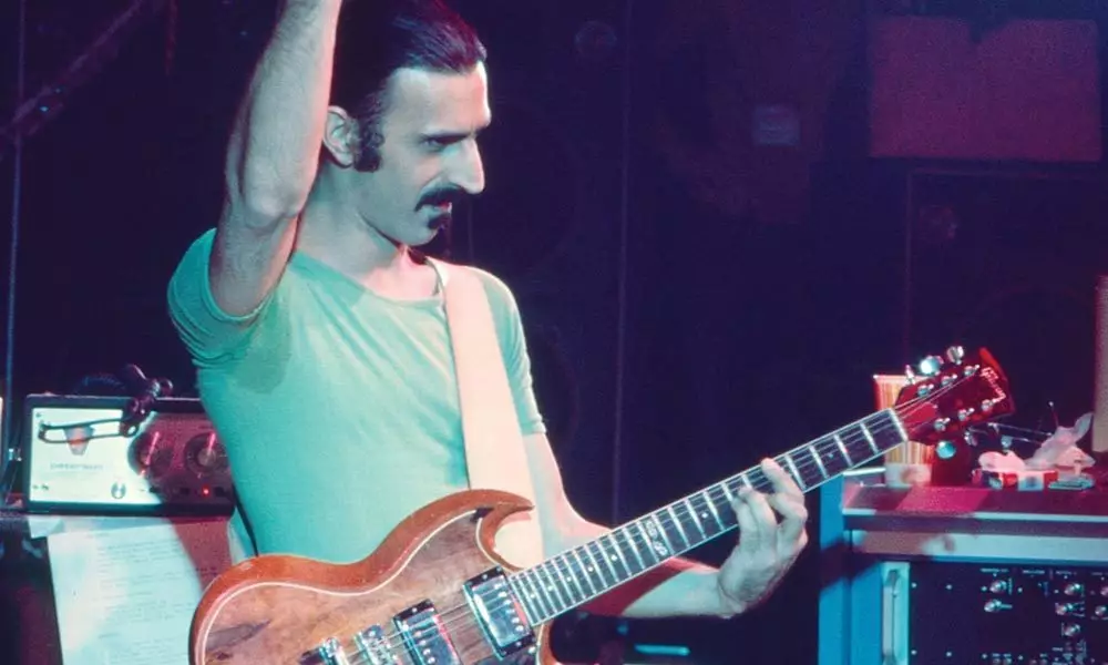 Frank Zappa žije v New Yorku - CREDIT Gail Zappa