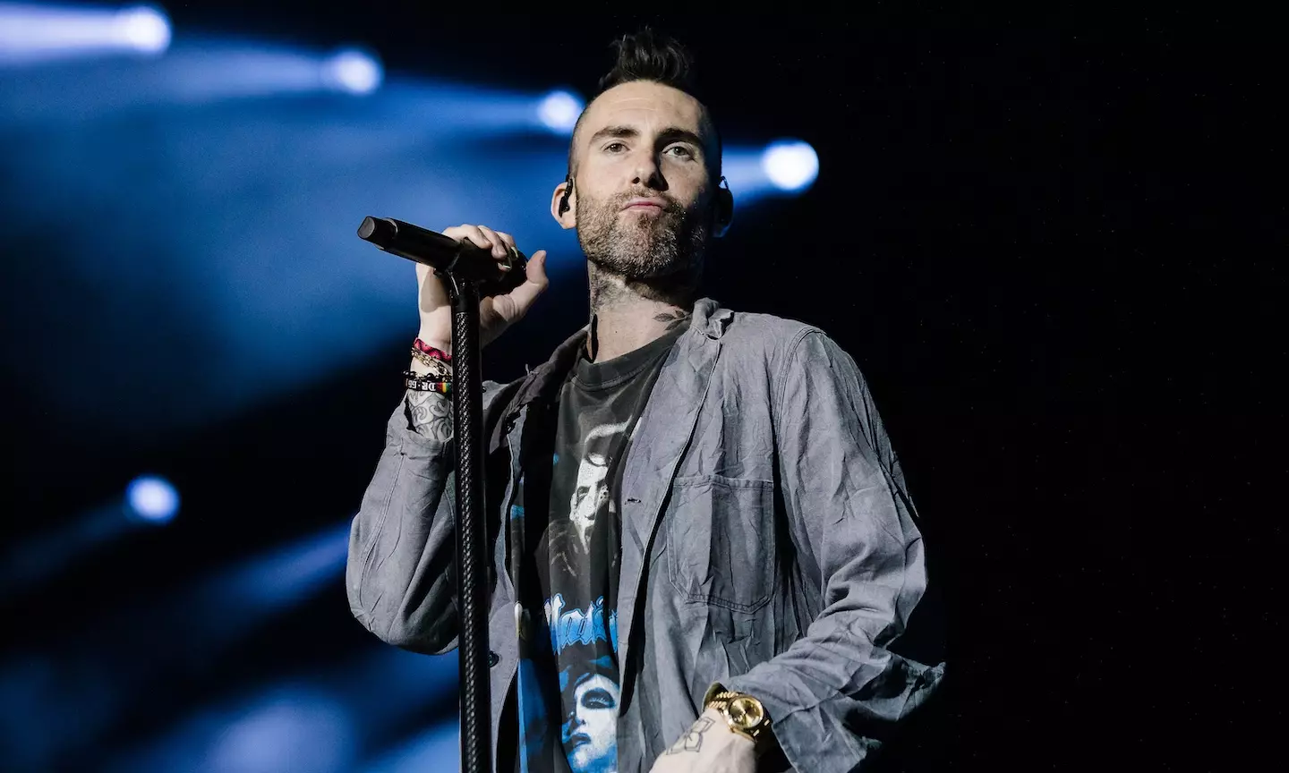 Maroon 5-in Cardi B-Assisted treki "Girls Like You" Sertifikatlı Brilyant oldu