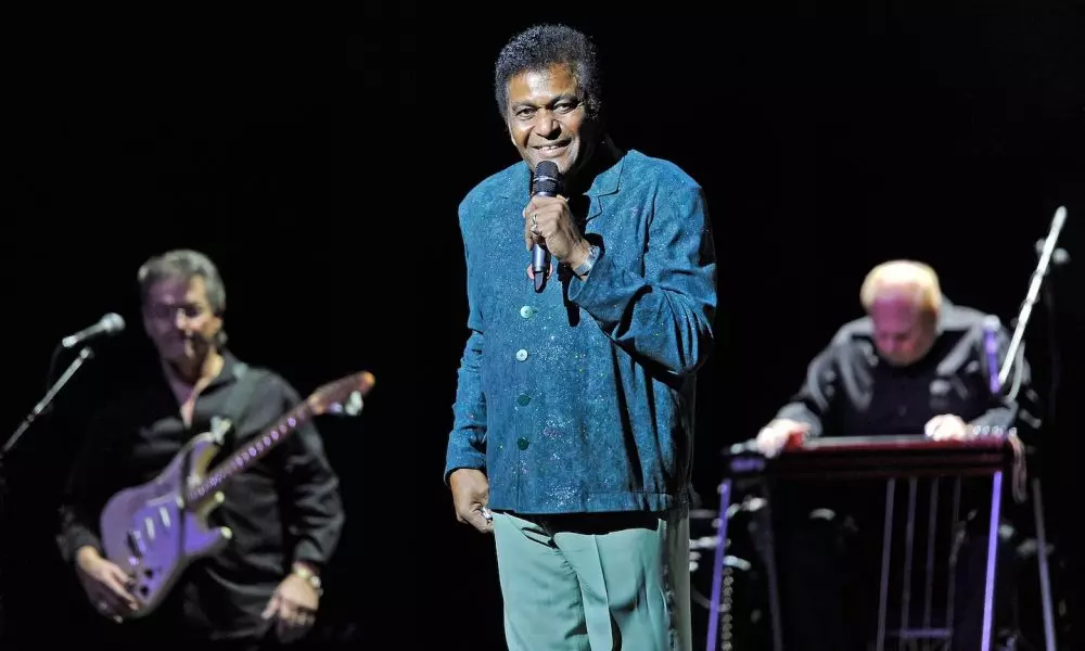 I-Charley Pride-Ifoto: Matt Kent/Redferns ngeGetty Images