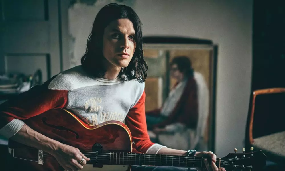 James Bay - ภาพถ่าย: Julian Broad