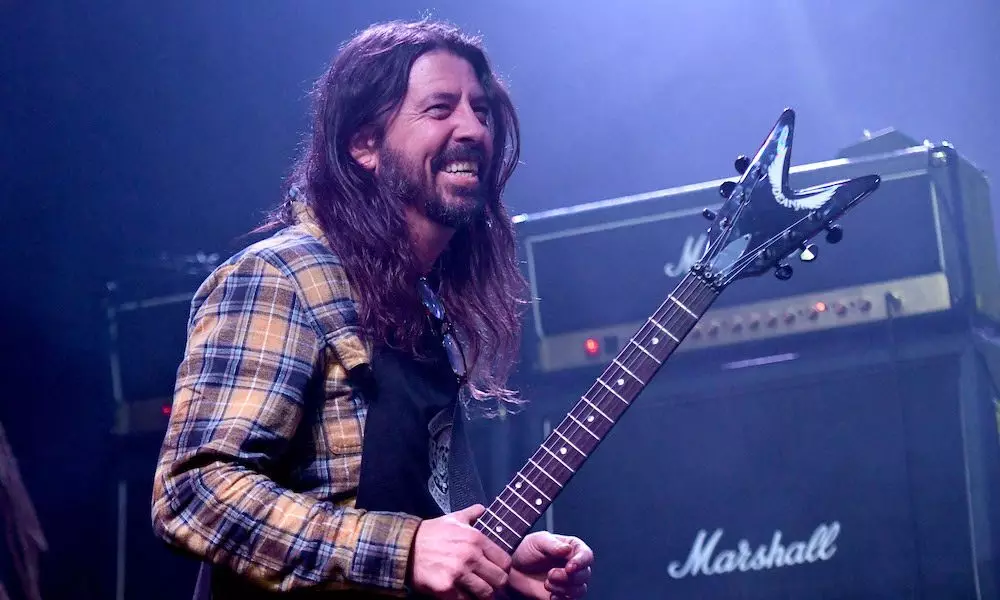 Dave-Grohl --- Sabotage-Cover --- GettyImages-1124725201