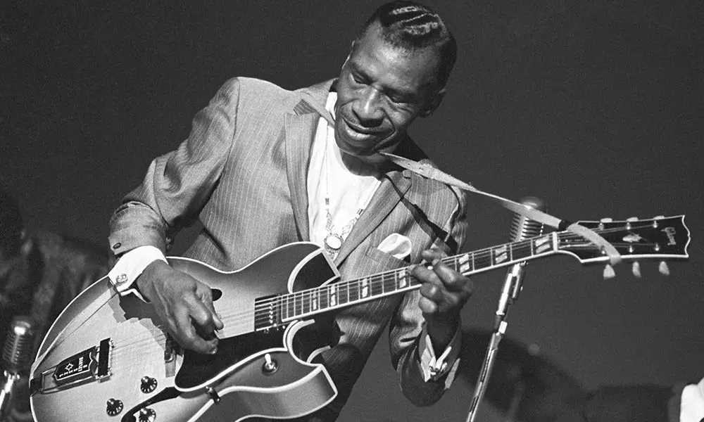 Foto T-Bone Walker oleh Chris Morphet dan Redferns