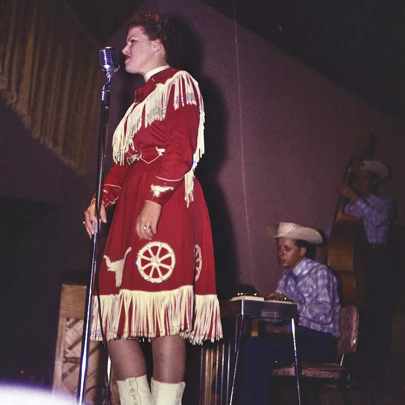 Patsy Cline on stage