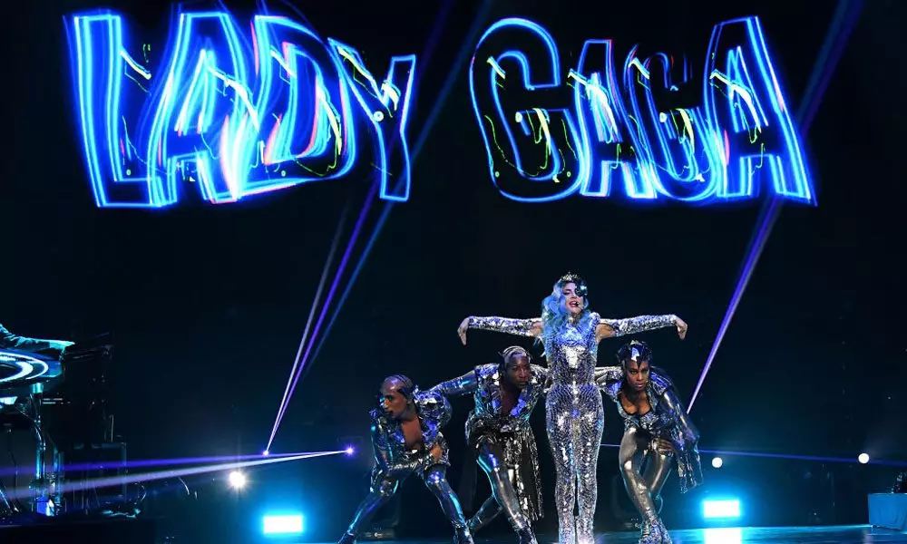 Леди-Гага-Blackpink-қышқыл-кәмпит-YouTube-рекорд