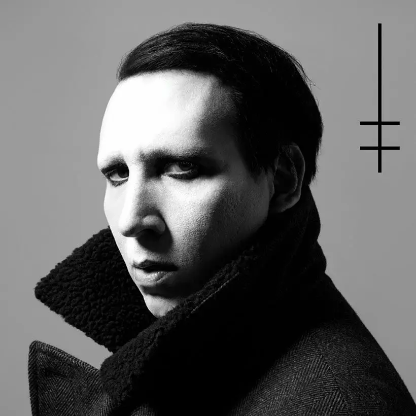 Il-qoxra ta' l-album ta' Marilyn Manson Heaven rasu 'l isfel 820