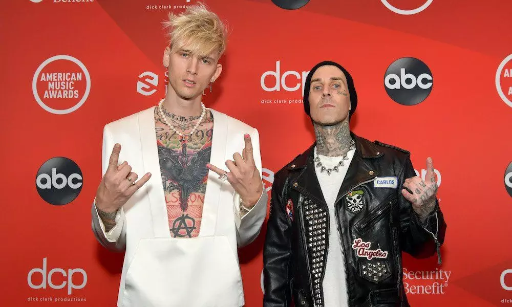 Mesin Gun Kelly, Travis Barker