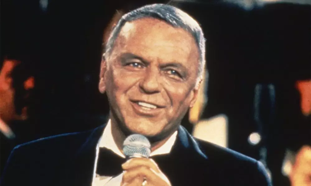Konsert Frank Sinatra For The Americas [01] web dioptimumkan 1000 - KREDIT Frank Sinatra Enterprises
