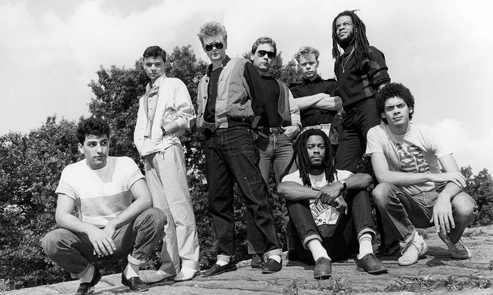 UB40 foto oleh Ebet Roberts dan Redferns