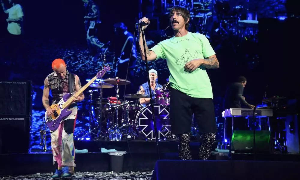 Адам Скот и Скот Окерман се домаќини на подкастот на Red Hot Chili Peppers 24014_1