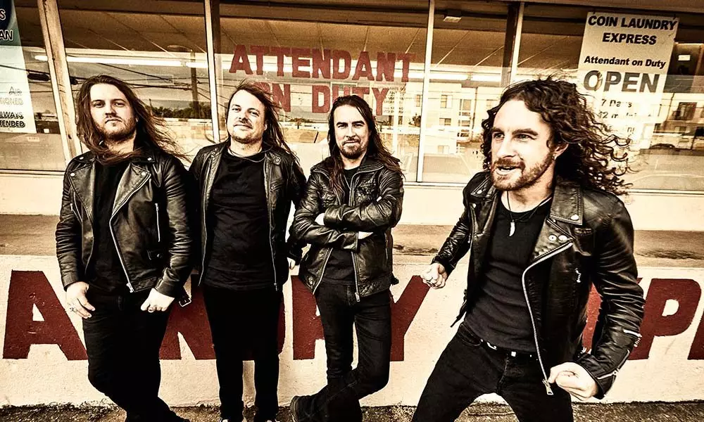 Airbourne-Boneshaker-Bideoa