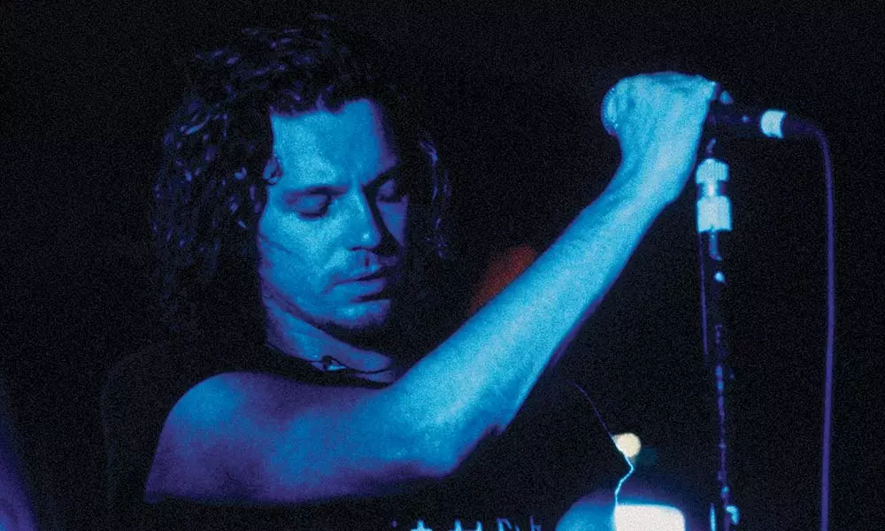 Eich Angen Chi Heno: Michael Hutchence, Duw Gwir Rhyw Olaf Music