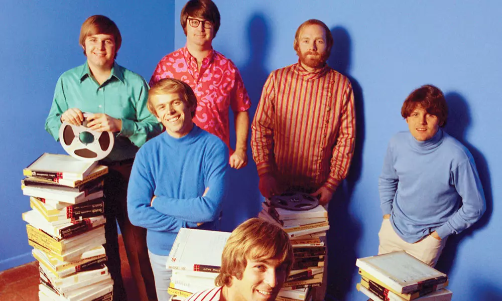 Izingoma ezihamba phambili ze-Beach Boys: 25 Essential Tracks For Fun, Fun, Fun