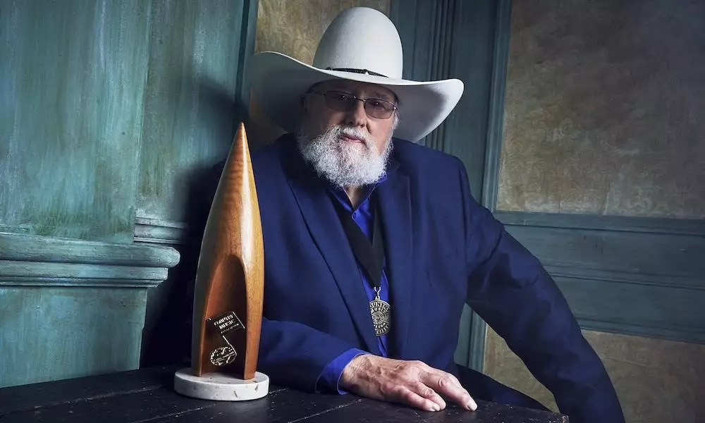 Charlie Daniels קרעדיט CMA