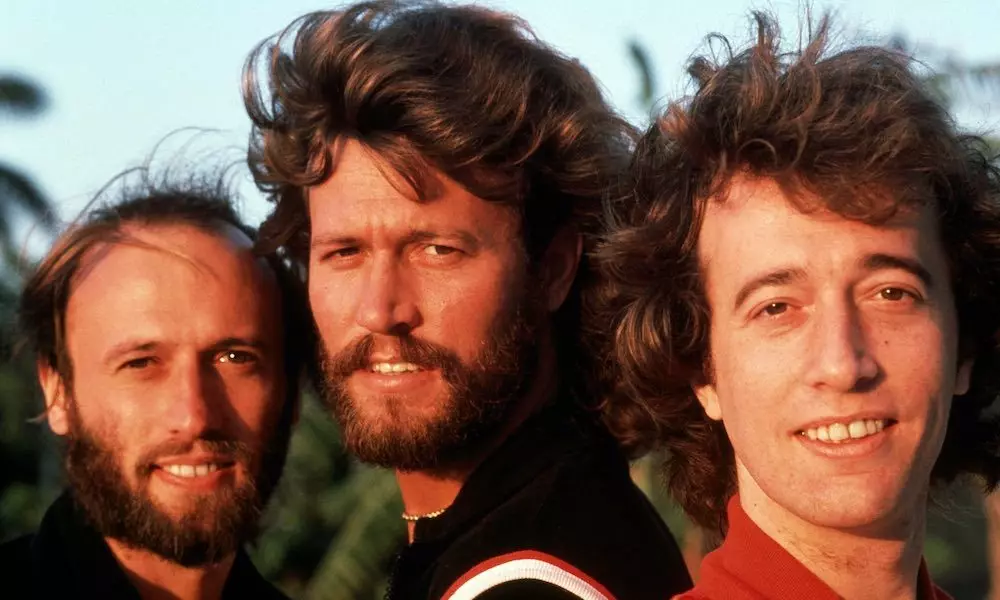 Bee Gees Kedu ka ị ga-esi edozi akwụkwọ akụkọ obi gbajiri agbaji