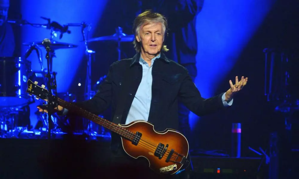 Paul-McCartney-basszus-zene-feltörekvő-aukció