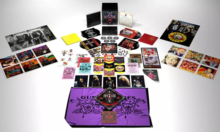 Guns N’ Roses Locked N’ Loaded bokssett weboptimalisert 740