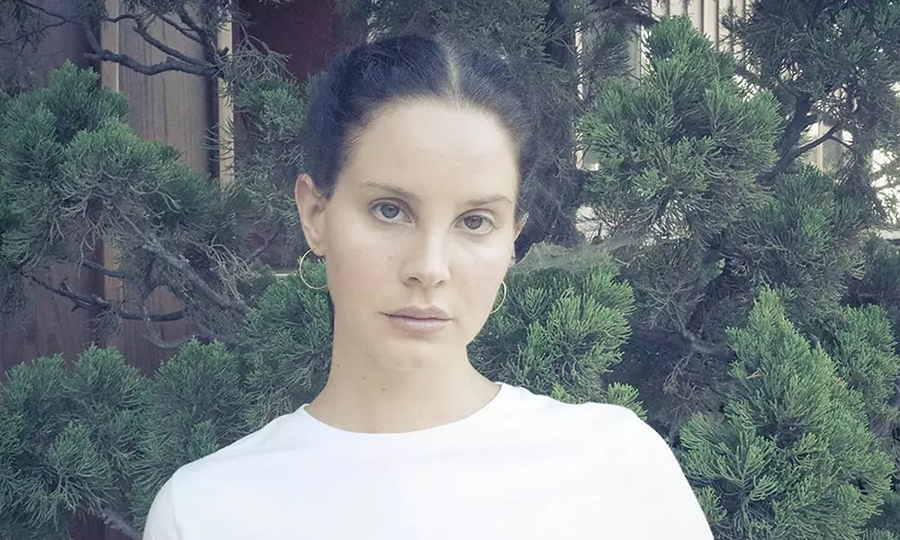 Lana Del Rey, Carly Rae Jepsen ຢືນຢັນສໍາລັບ Coachella 2020