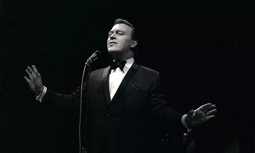 "Mizik te tout bagay": Pitit fi Matt Monro sou chantè lejand la | uDiscover