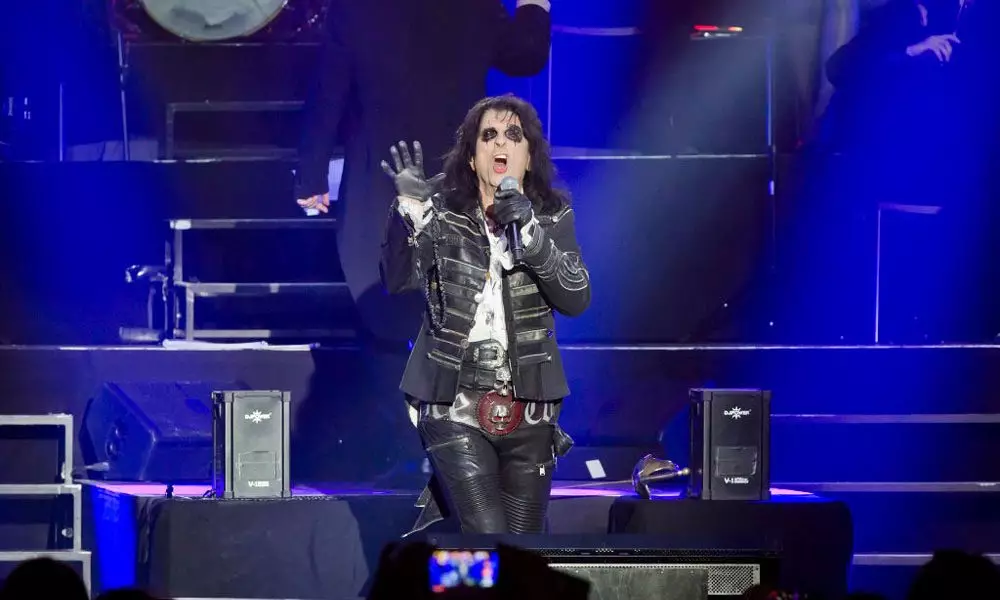 Alice-Cooper-Tumau-Faaleagaina-Tusi-Grammy-Museum