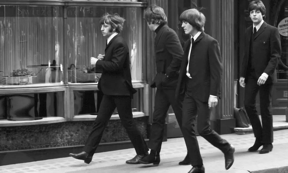 Beatles hjelper Derek Bayes ikoniske bilder