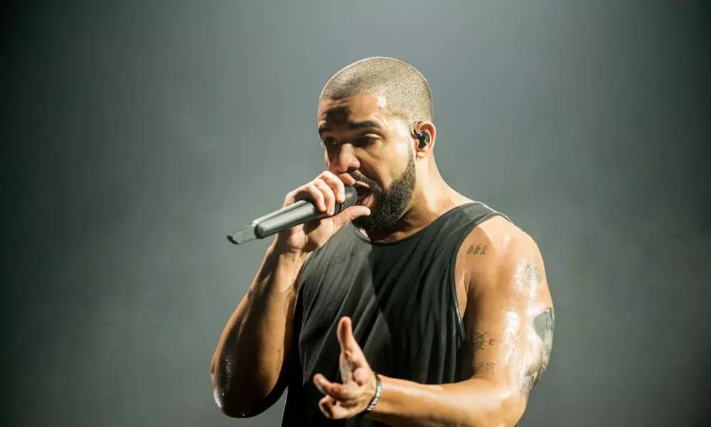 Idethi Yokukhishwa-U-Drake-Certified-Lover-Boy