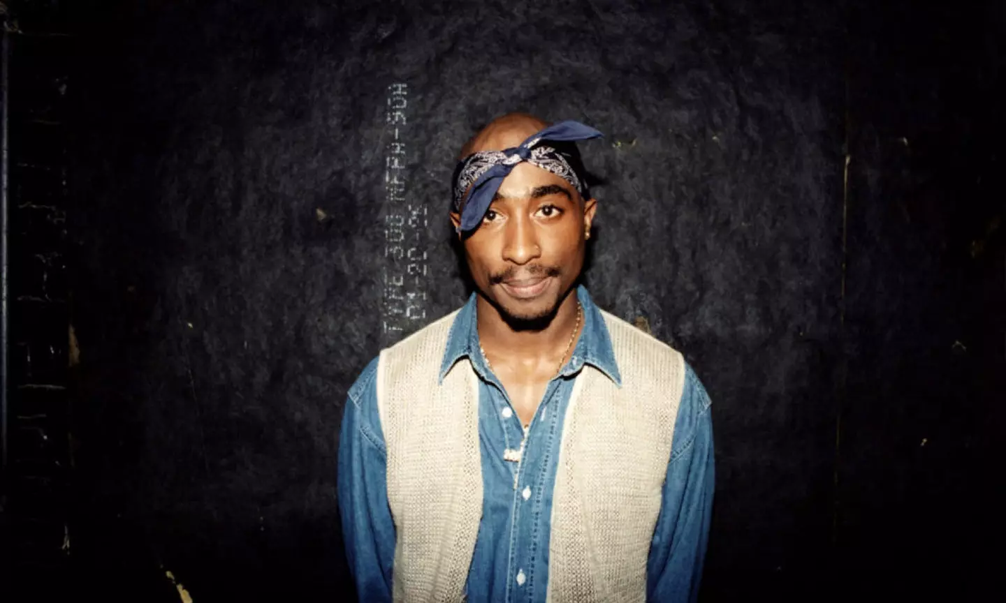 觀看新 Tupac Shakur 紀錄片的官方預告片，親愛的媽媽