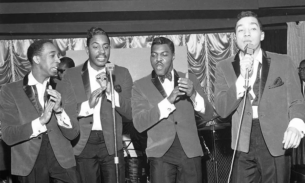 Smokey Robinson og miraklerne - Motown i mono