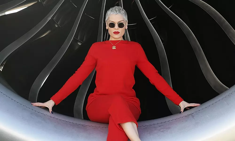 Jessie J - Cantora, compositora e apresentadora de celebridades completa | uDescubra