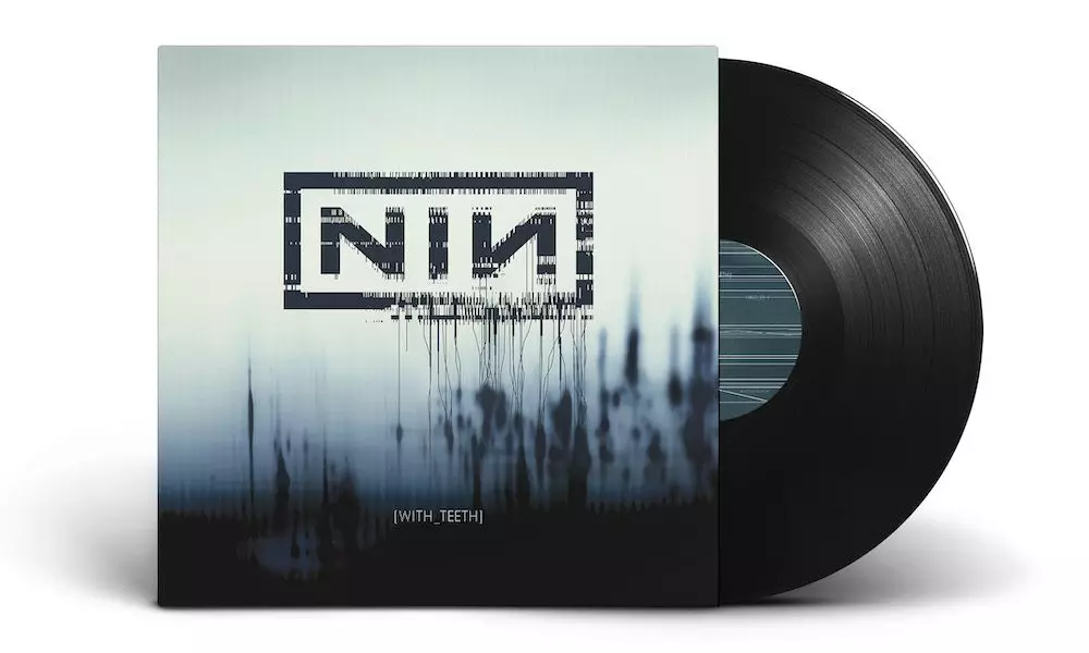 I-Nine Inch Nails With Teeth Reissue