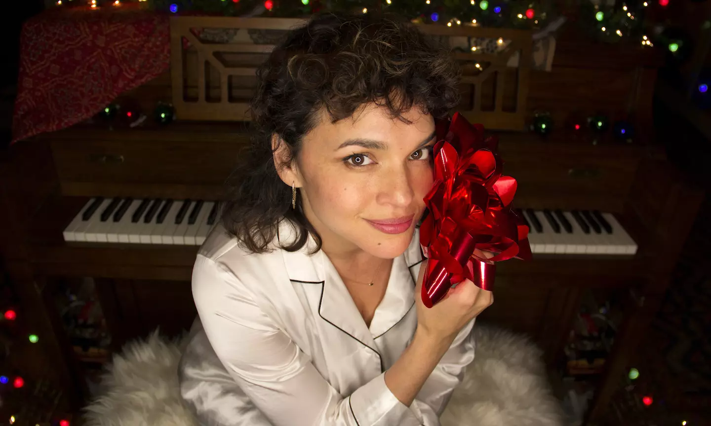 Le podcast M Means Music célèbre « I Dream Of Christmas » de Norah Jones