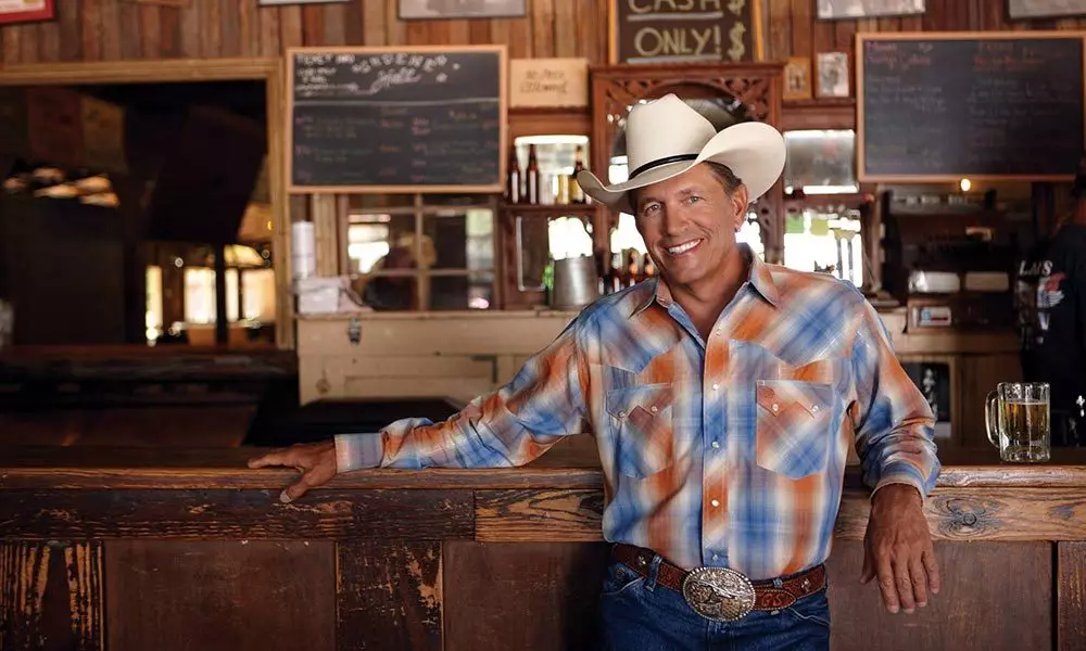 O ícono do país George Strait anuncia 