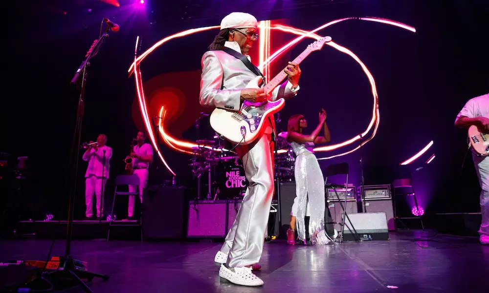 Nile Rodgers Nordoff Robbins Concerto di beneficenza di Natale