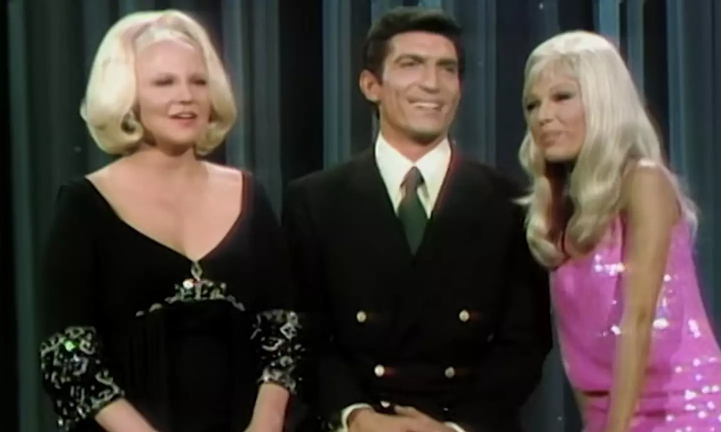 Se Peggy Lee, Sergio Franchi, Nancy Sinatra sammen på 'Ed Sullivan'