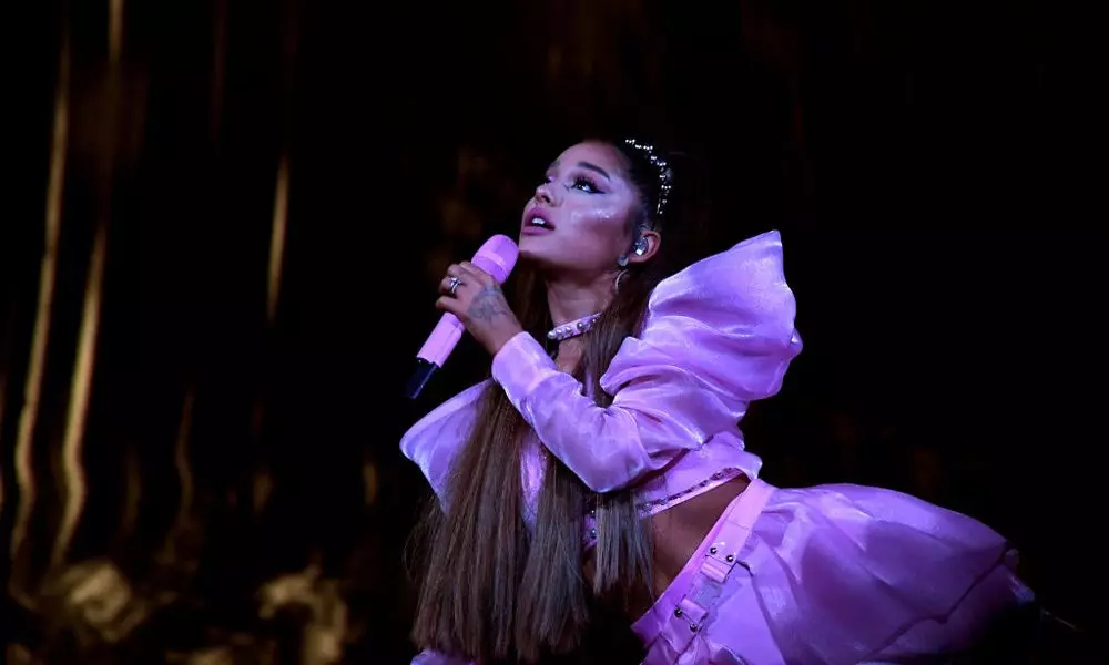 Ariana-Grande-34-35-Remix-Megan-Thee-hingst