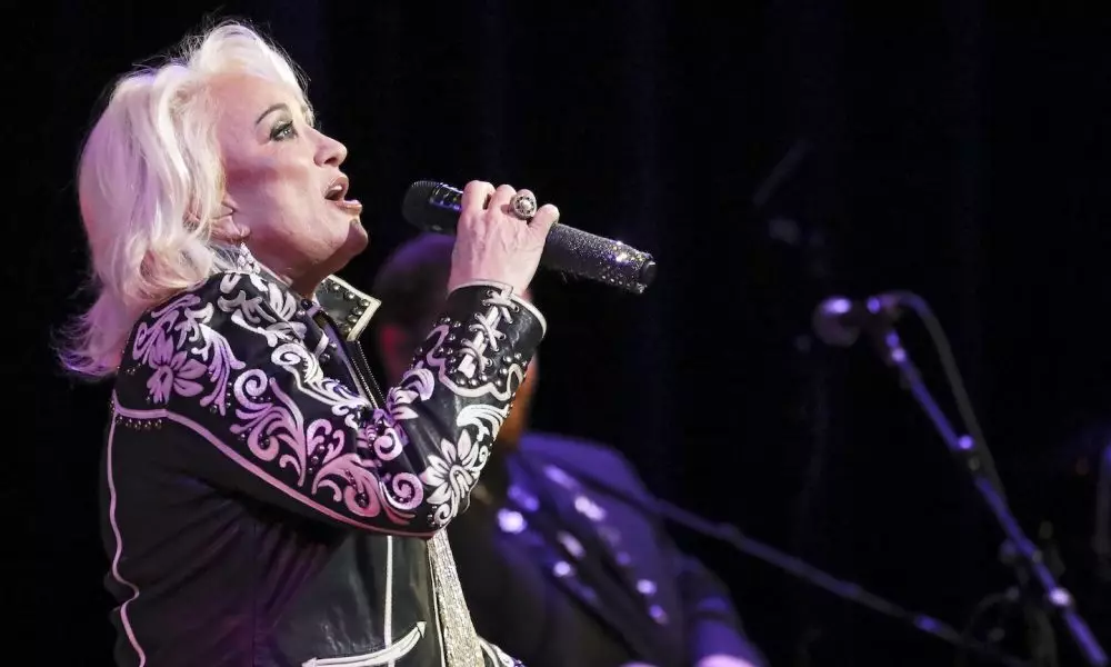 Tanya Tucker - រូបថត៖ Brian Ach/Getty Images សម្រាប់ CMT/ViacomCBS