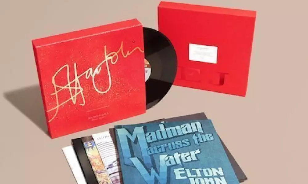 Elton en caja para Burberry - uDiscover 36355_1