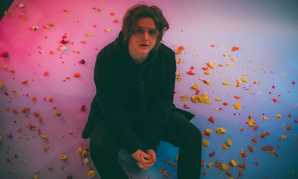 Lewis-Capaldi-Livelive-Menter