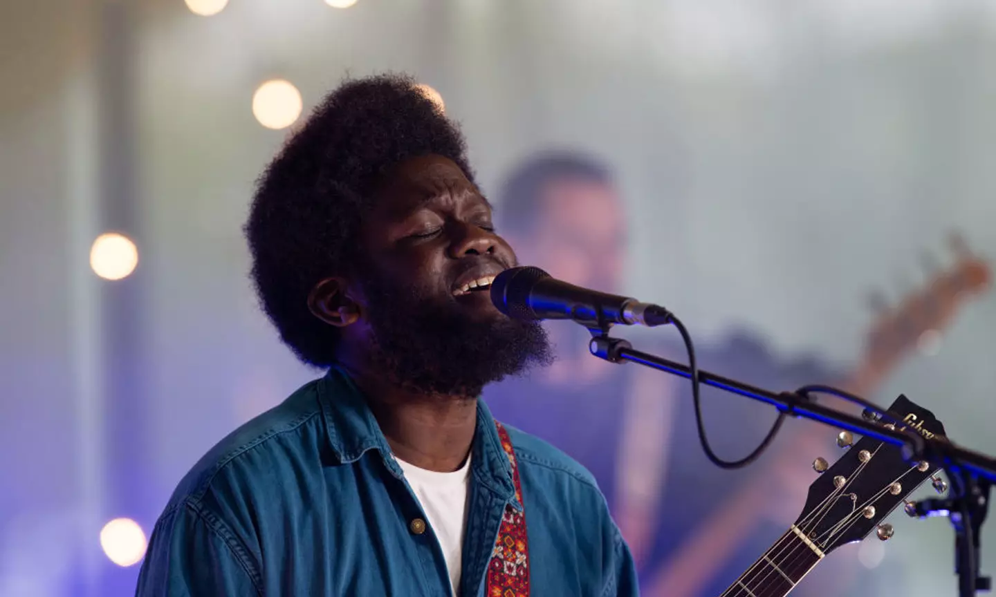 Michael Kiwanuka mọlẹbi Defiant New Song, Lẹwa Life