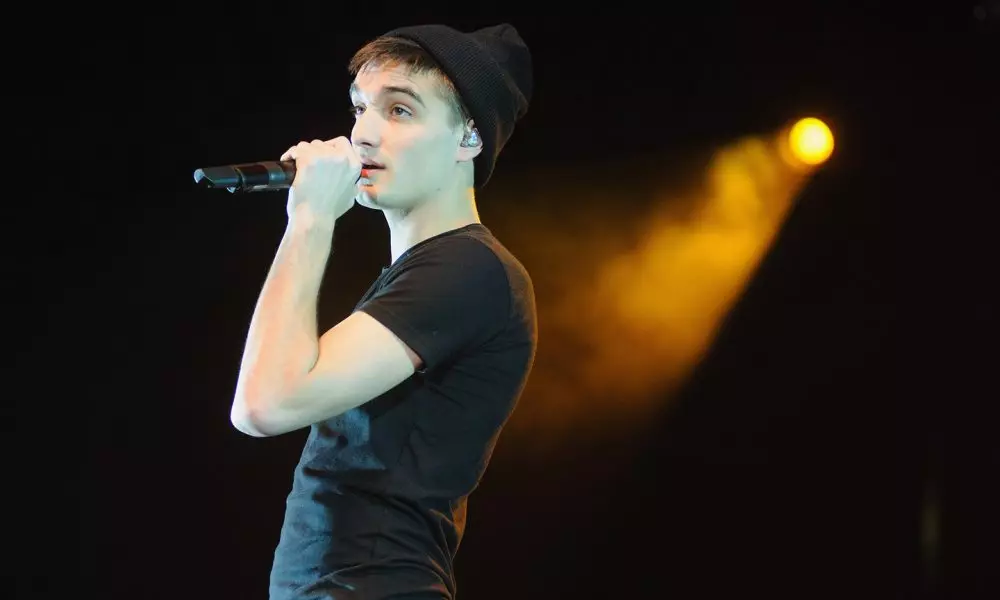 The Tom Parker of The Wanted - ඡායාරූපය: Timothy Hiatt/Getty Images for Radio.com)