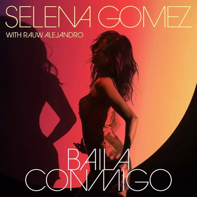 U-Selena Gomez udibana kunye noRauw Alejandro kwi "Baila Conmigo"