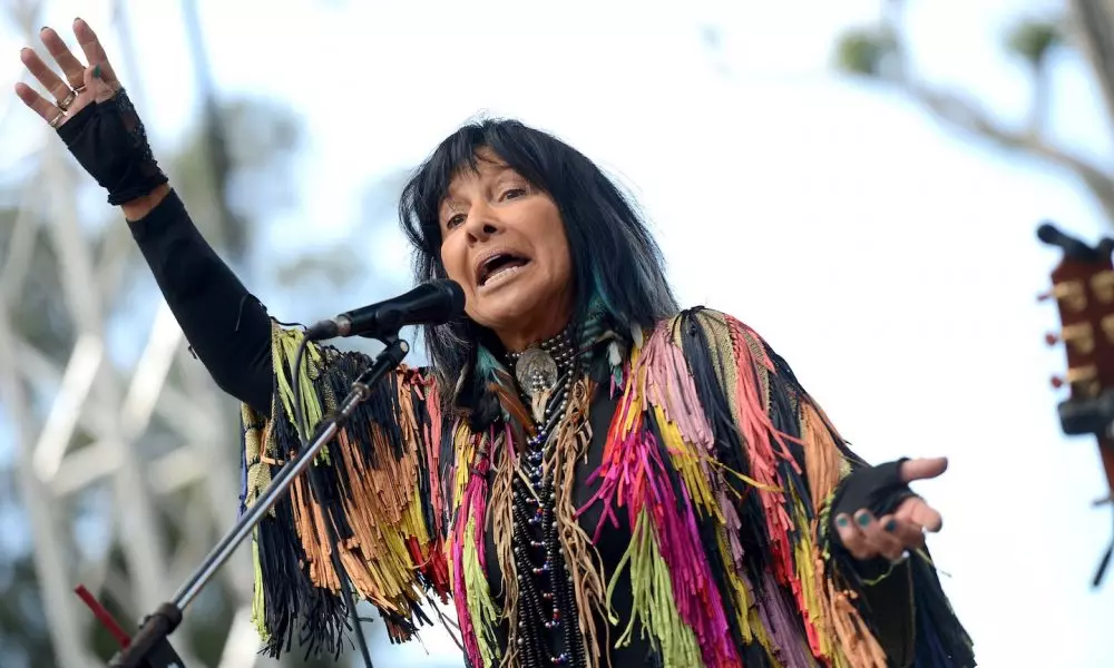 Buffy Sainte-Marie - រូបថត៖ Scott Dudelson/Getty Images