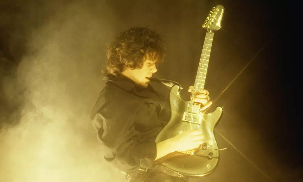 Blues-Rock Fa'atusaina: Le Fa'amusika Aasa a Gary Moore