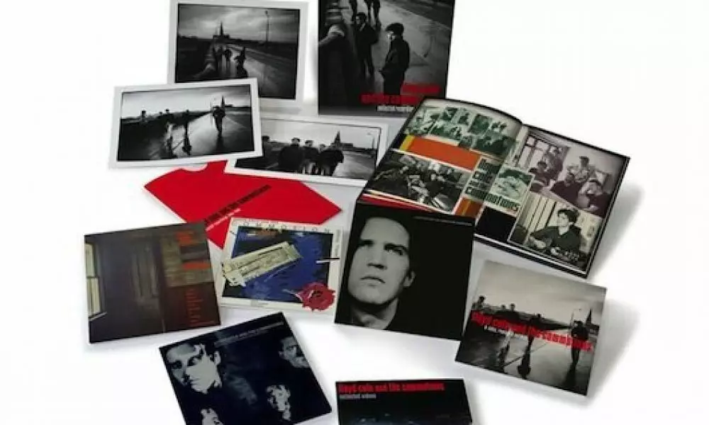 Lloyd Cole and the Commotions Anthology On The Way 43593_1