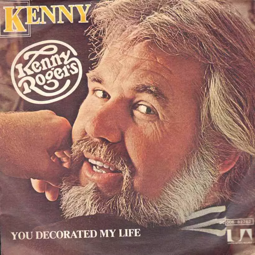 'You Decorated My Life': Kenny Rogers Picks Another Winner, Eventually