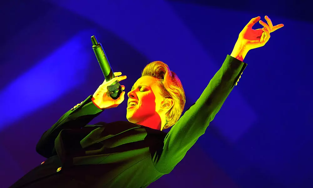 Pioneira eletrônica La Roux lança Trouble In Paradise | uDescubra