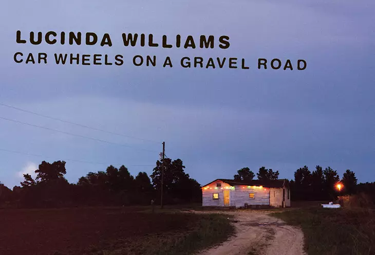 'Car Wheels On A Gravel Road': cómo Lucinda Williams dejó su huella